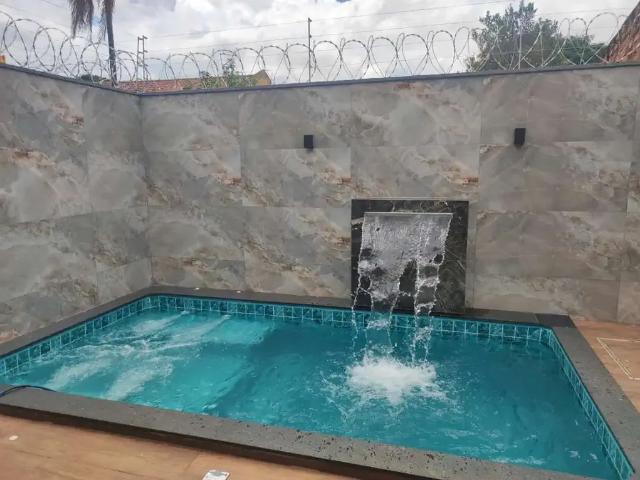 Casa / Sobrado para Venda em Aparecida de Goiânia/GO Mansões Paraíso 3 Quartos