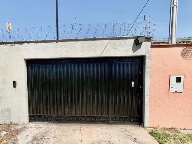 Casa / Sobrado para Venda em Aparecida de Goiânia/GO All Park Polo Empresarial 3 Quartos
