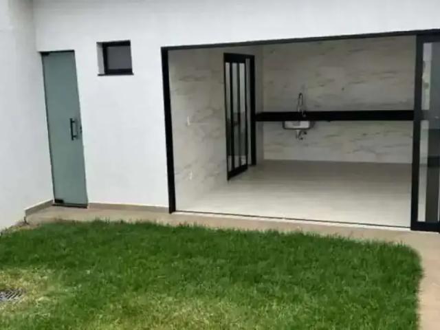 Casa / Sobrado para Venda em Aparecida de Goiânia/GO Cardoso 3 Quartos