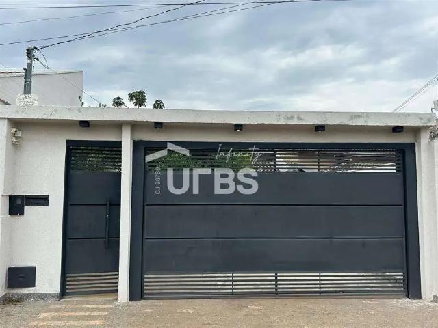 Casa / Sobrado para Venda em Aparecida de Goiânia/GO Cardoso Continuação 3 Quartos