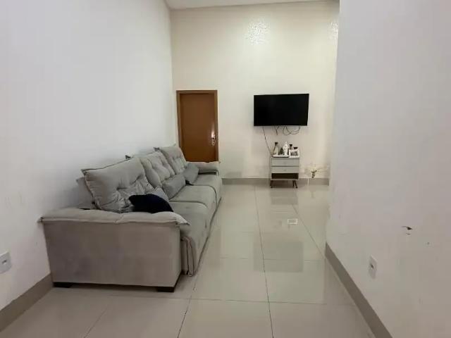 Casa / Sobrado para Venda em Aparecida de Goiânia/GO Cardoso Continuação 3 Quartos