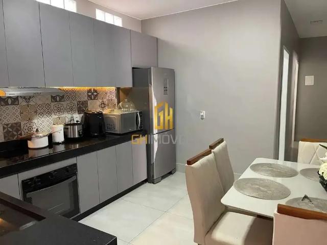 Casa / Sobrado para Venda em Aparecida de Goiânia/GO Cardoso Continuação 3 Quartos