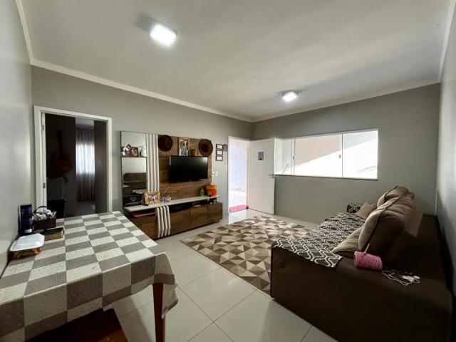 Casa / Sobrado para Venda em Aparecida de Goiânia/GO Cardoso Continuação 3 Quartos