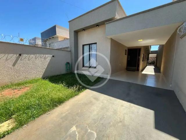 Casa / Sobrado para Venda em Aparecida de Goiânia/GO Cardoso Continuação 3 Quartos