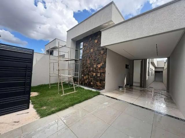 Casa / Sobrado para Venda em Aparecida de Goiânia/GO Cardoso Continuação 3 Quartos