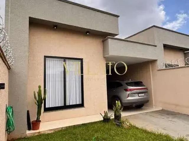Casa / Sobrado para Venda em Aparecida de Goiânia/GO Cardoso Continuação 3 Quartos