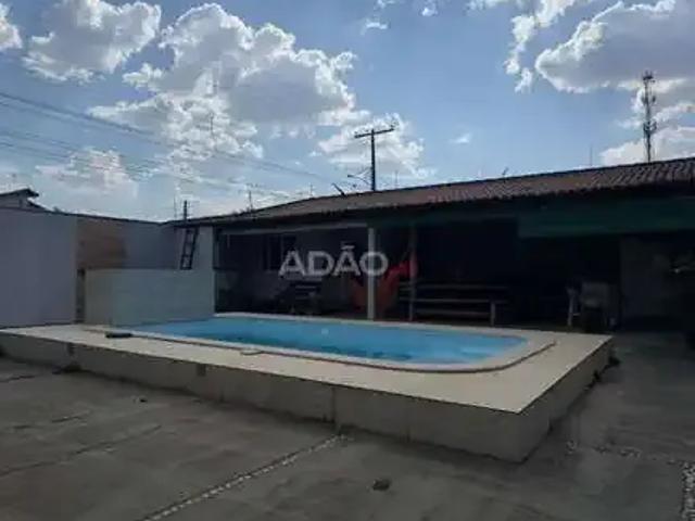 Casa / Sobrado para Venda em Aparecida de Goiânia/GO Cidade Satélite São Luiz 4 Quartos