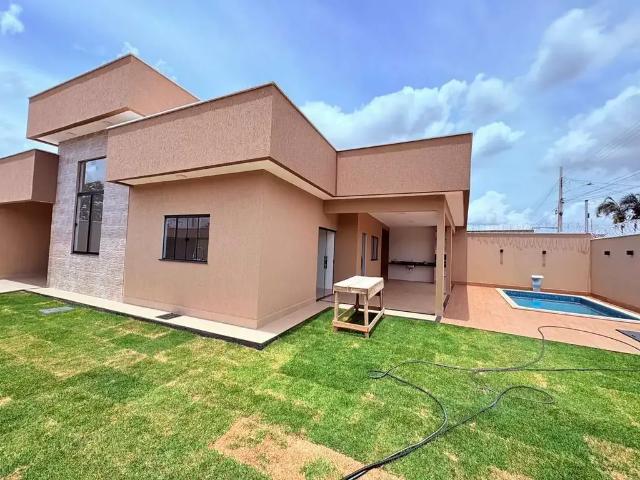 Casa / Sobrado para Venda em Aparecida de Goiânia/GO Cidade Satélite São Luiz 3 Quartos