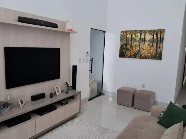 Casa / Sobrado para Venda em Aparecida de Goiânia/GO Cidade Satélite São Luiz 3 Quartos