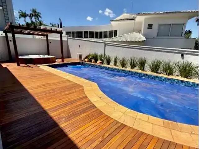 Casa / Sobrado para Venda em Aparecida de Goiânia/GO Conjunto Estrela do Sul 4 Quartos