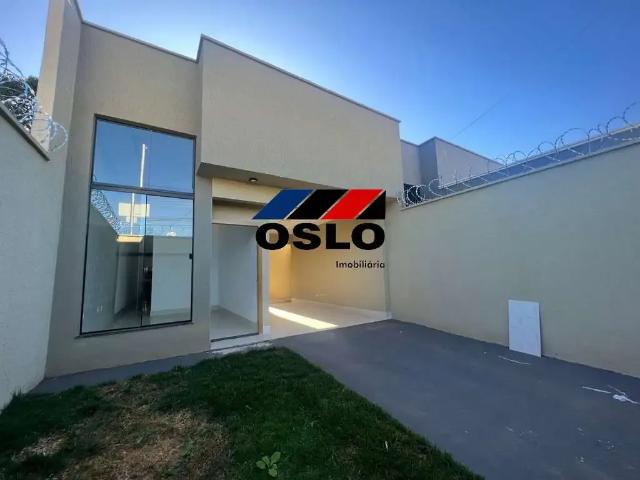 Casa / Sobrado para Venda em Aparecida de Goiânia/GO Garavelo Residencial Park 3 Quartos