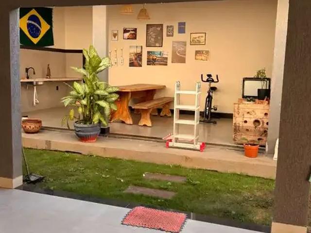 Casa / Sobrado para Venda em Aparecida de Goiânia/GO Garavelo Residencial Park 4 Quartos