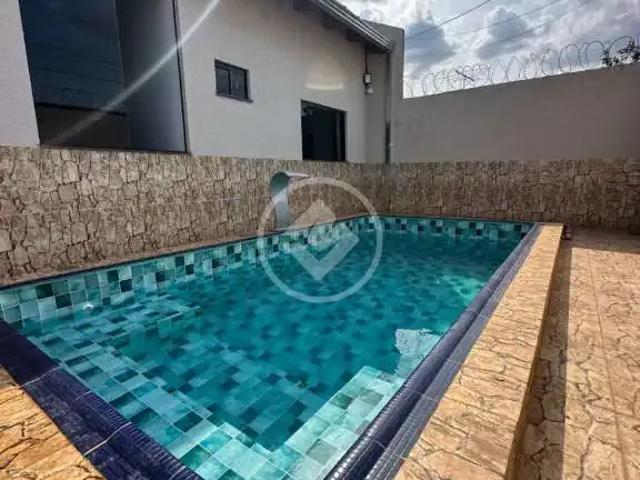 Casa / Sobrado para Venda em Aparecida de Goiânia/GO Itapoã 3 Quartos