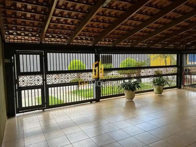 Casa / Sobrado para Venda em Aparecida de Goiânia/GO Ilda 3 Quartos