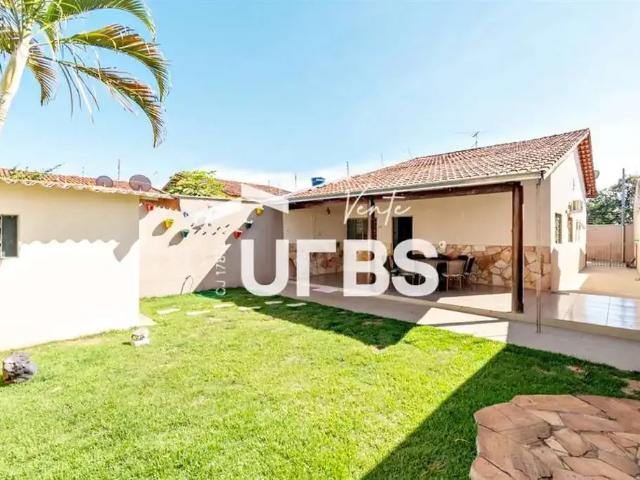 Casa / Sobrado para Venda em Aparecida de Goiânia/GO Ilda 3 Quartos