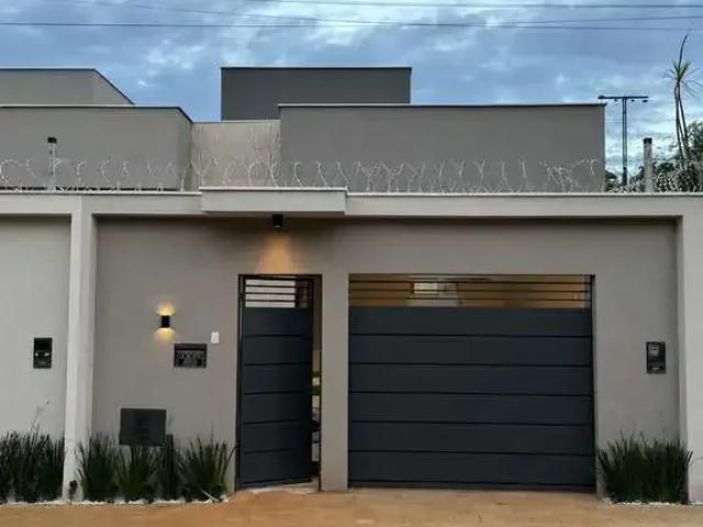 Casa / Sobrado para Venda em Aparecida de Goiânia/GO Ilda 3 Quartos