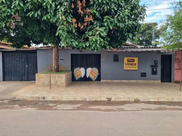 Casa / Sobrado para Venda em Aparecida de Goiânia/GO Internacional Park 4 Quartos