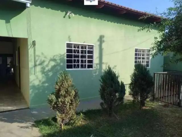 Casa / Sobrado para Venda em Aparecida de Goiânia/GO Jardim Tropical 3 Quartos