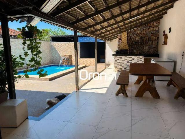 Casa / Sobrado para Venda em Aparecida de Goiânia/GO Jardim Buriti Sereno 4 Quartos