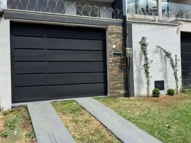 Casa / Sobrado para Venda em Aparecida de Goiânia/GO Jardim Canadá 3 Quartos