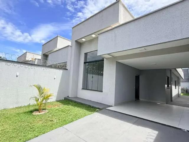Casa / Sobrado para Venda em Aparecida de Goiânia/GO Jardim Helvécia 3 Quartos