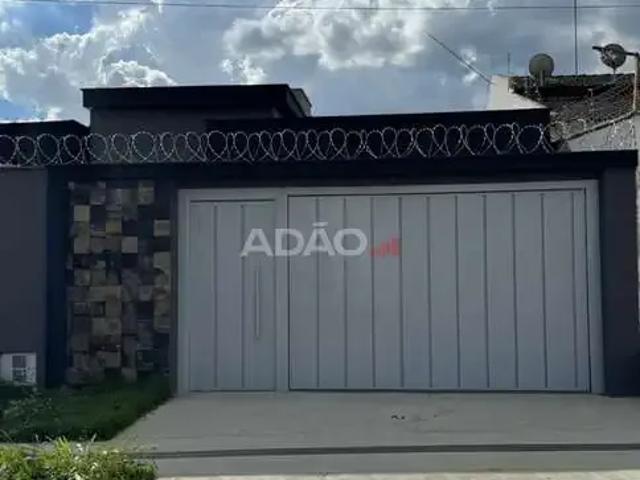Casa / Sobrado para Venda em Aparecida de Goiânia/GO Jardim Helvécia 3 Quartos