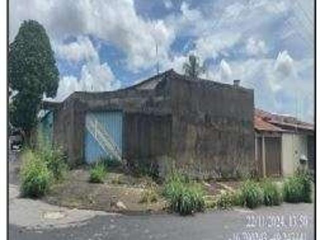 Casa / Sobrado para Venda em Aparecida de Goiânia/GO Jardim Ipanema 2 Quartos