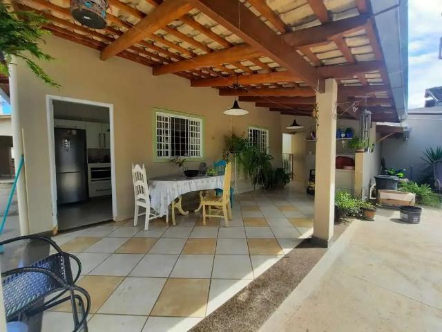 Casa / Sobrado para Venda em Aparecida de Goiânia/GO Jardim Mont Serrat 3 Quartos