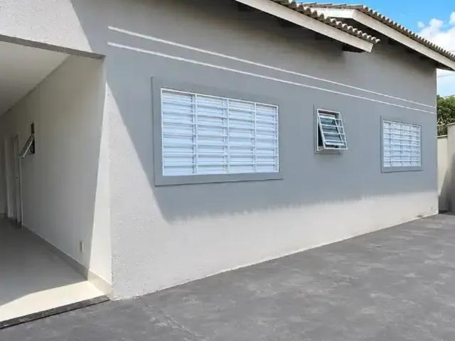 Casa / Sobrado para Venda em Aparecida de Goiânia/GO Parque Trindade 3 Quartos