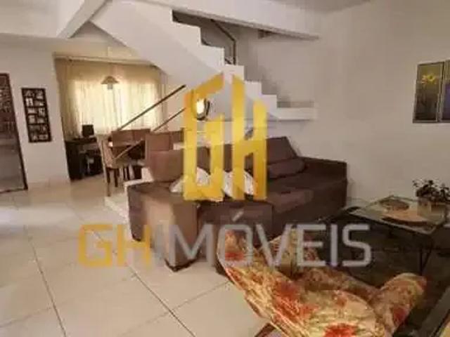 Casa / Sobrado para Venda em Aparecida de Goiânia/GO Parque Industrial Santo Antônio 4 Quartos