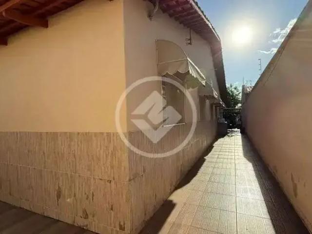 Casa / Sobrado para Venda em Aparecida de Goiânia/GO Parque Real de Goiânia 4 Quartos