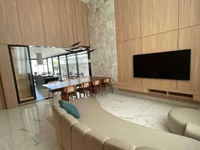 Casa / Sobrado para Venda em Aparecida de Goiânia/GO Parqville Pinheiros 3 Quartos