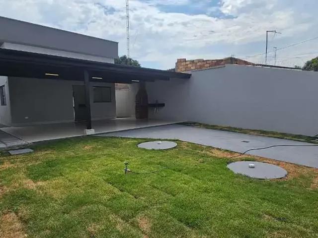 Casa / Sobrado para Venda em Aparecida de Goiânia/GO Retiro do Bosque 3 Quartos