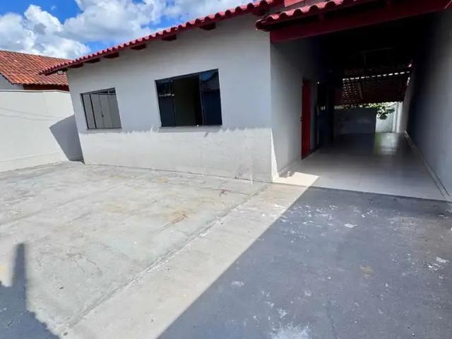 Casa / Sobrado para Venda em Aparecida de Goiânia/GO Setor Marista Sul 3 Quartos