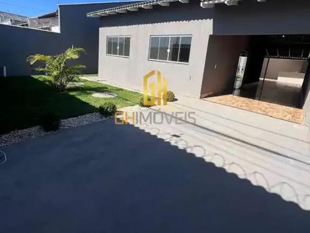 Casa / Sobrado para Venda em Aparecida de Goiânia/GO Setor Aeroporto Sul 3 Quartos