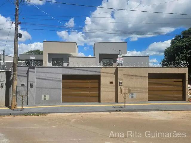 Casa / Sobrado para Venda em Aparecida de Goiânia/GO Setor Aeroporto Sul 2ª Etapa 3 Quartos