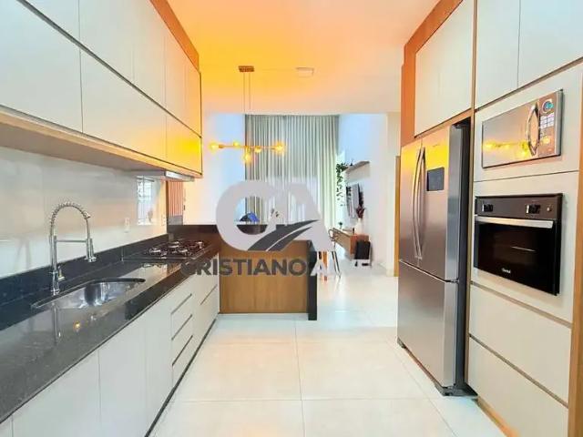 Casa / Sobrado para Venda em Aparecida de Goiânia/GO Setor Araguaia 3 Quartos