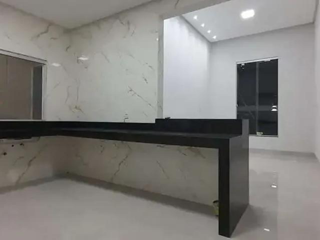 Casa / Sobrado para Venda em Aparecida de Goiânia/GO Setor Garavelo 3 Quartos