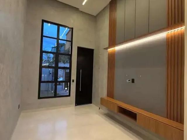 Casa / Sobrado para Venda em Aparecida de Goiânia/GO Setor Garavelo 3 Quartos