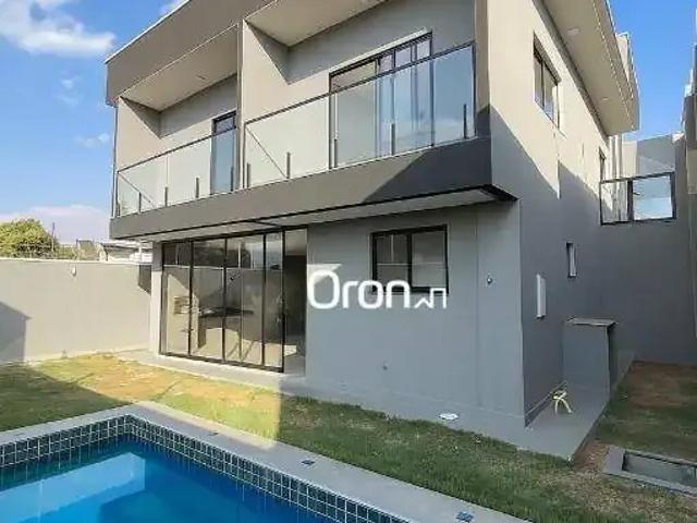 Casa / Sobrado para Venda em Aparecida de Goiânia/GO Setor Garavelo 3 Quartos