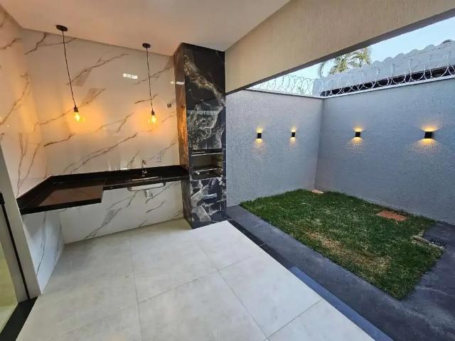 Casa / Sobrado para Venda em Aparecida de Goiânia/GO Sítios Santa Luzia 3 Quartos