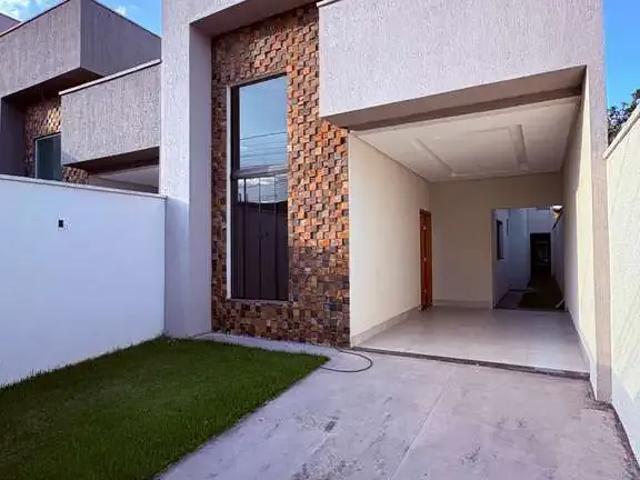 Casa / Sobrado para Venda em Aparecida de Goiânia/GO Sítios Santa Luzia 3 Quartos