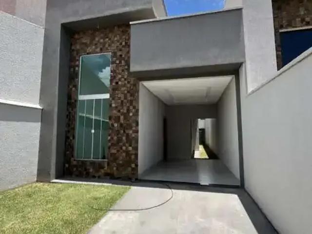 Casa / Sobrado para Venda em Aparecida de Goiânia/GO Sítios Santa Luzia 3 Quartos