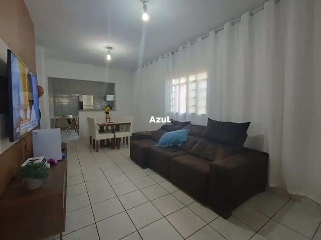 Casa / Sobrado para Venda em Aparecida de Goiânia/GO Vila Alzira 3 Quartos