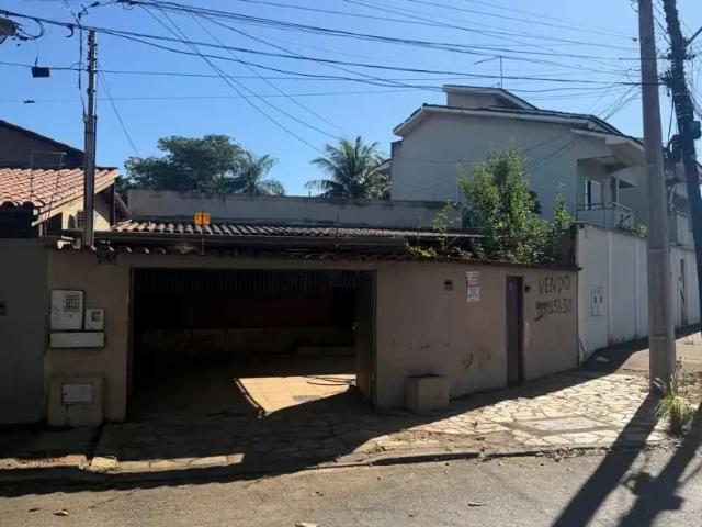 Casa / Sobrado para Venda em Aparecida de Goiânia/GO Vila Brasília