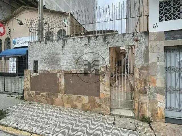 Casa / Sobrado para Venda em Aparecida/SP Centro 3 Quartos