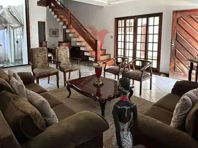 Casa / Sobrado para Venda em Aparecida/SP Jardim Paraíba 3 Quartos