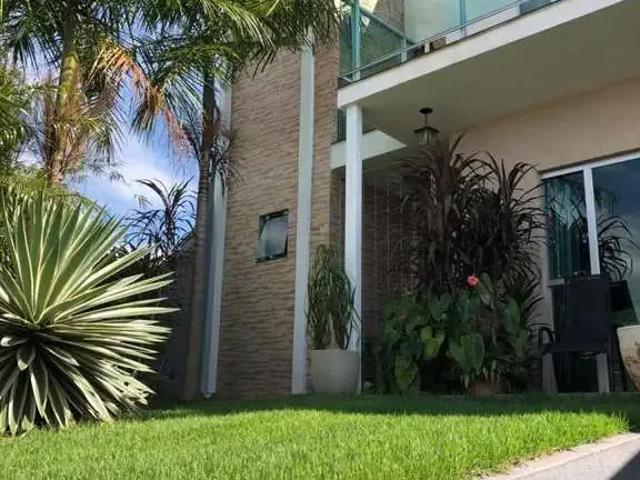 Casa / Sobrado para Venda em Apucarana/PR Jardim Aclimação 6 Quartos