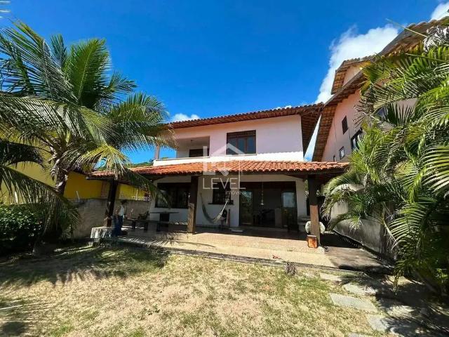 Casa / Sobrado para Venda em Aquiraz/CE Centro 5 Quartos