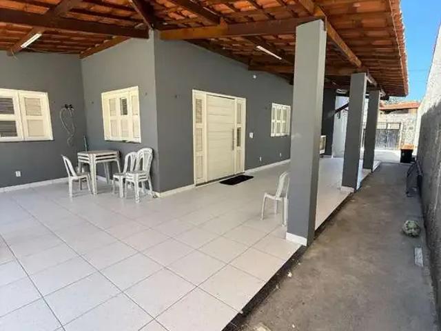 Casa / Sobrado para Venda em Aquiraz/CE Jacaúna 3 Quartos
